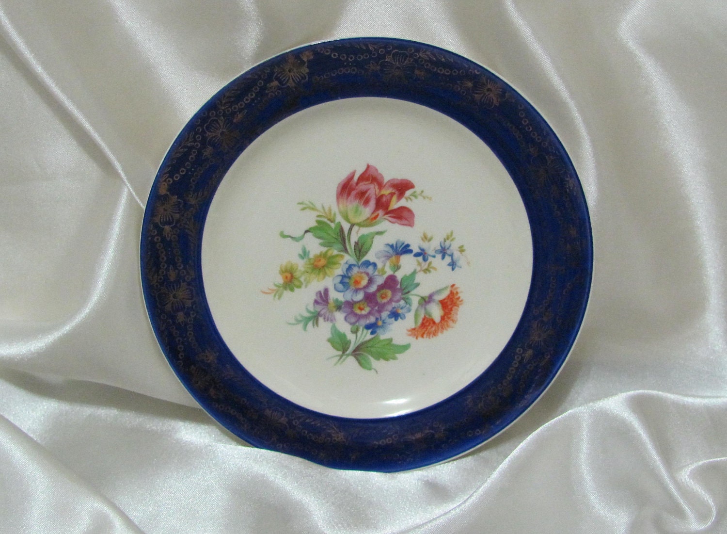 Six Inch Vintage Royal Stetson China 22 Kt by ThisOrThatVintage Six Inch Vintage Royal Stetson China 22 Kt by ThisOrThatVintage