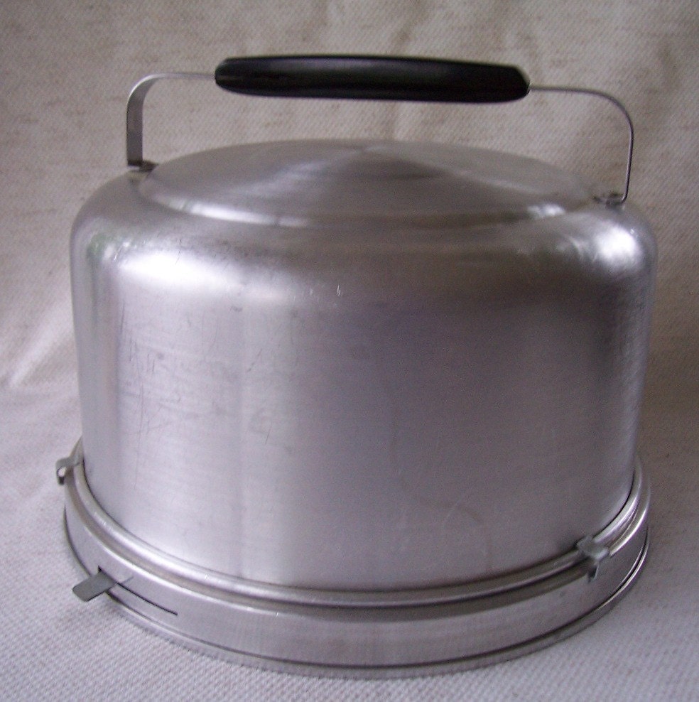 Vintage round Aluminum cake carrier with locking by VestedInterest Vintage round Aluminum cake carrier with locking by VestedInterest