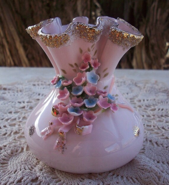 Vintage Lefton China Pink Bag Style Vase by nenafayesattic on Etsy Vintage Lefton China Pink Bag Style Vase by nenafayesattic on Etsy