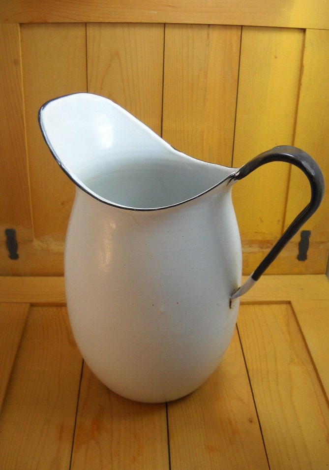 Vintage Enamelware Pitcher White Enamel Large by wallstantiques Vintage Enamelware Pitcher White Enamel Large by wallstantiques
