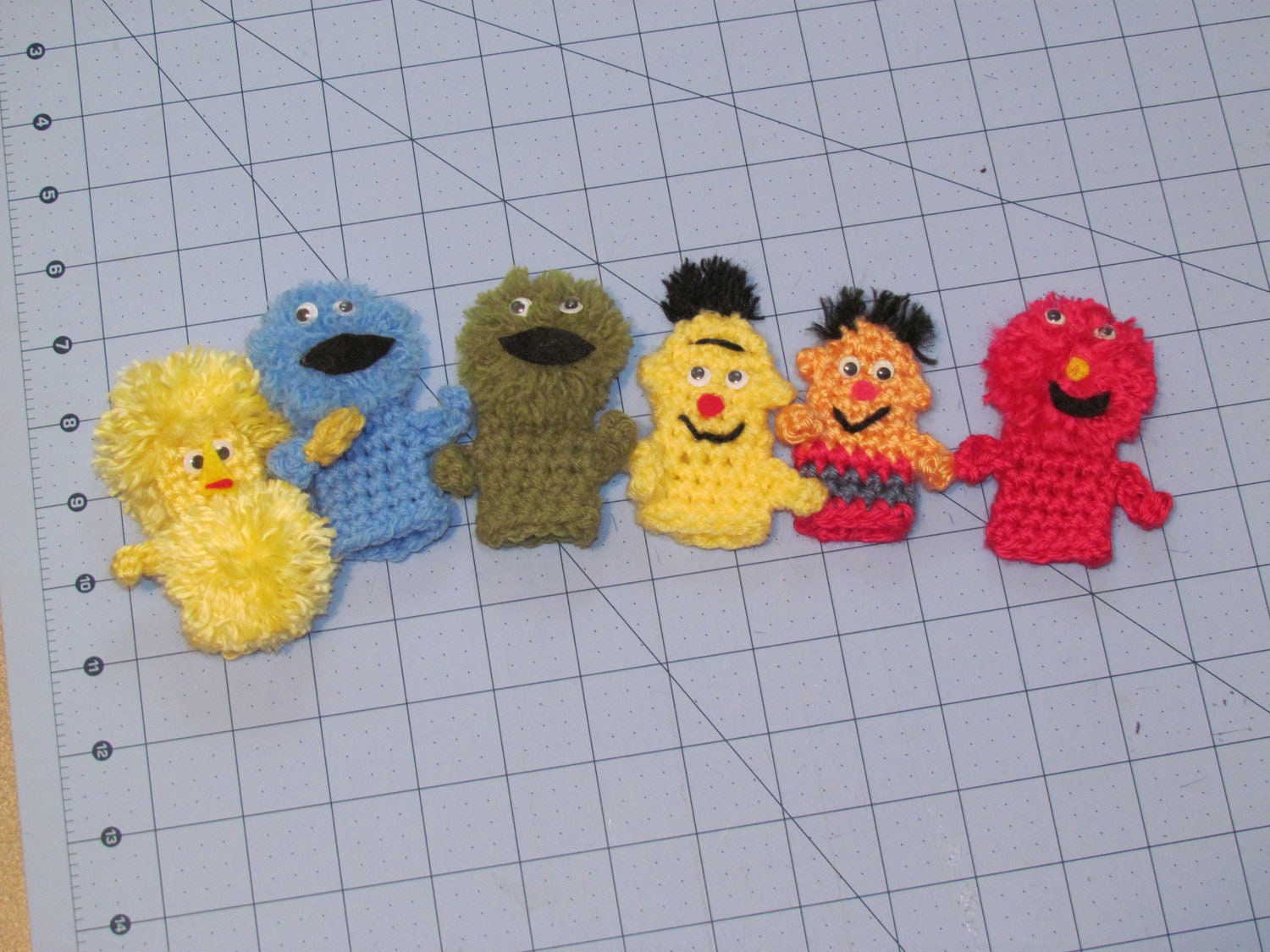 Sesame Street Crocheted Finger puppets Set by CharsPlainandFancy Sesame Street Crocheted Finger puppets Set by CharsPlainandFancy