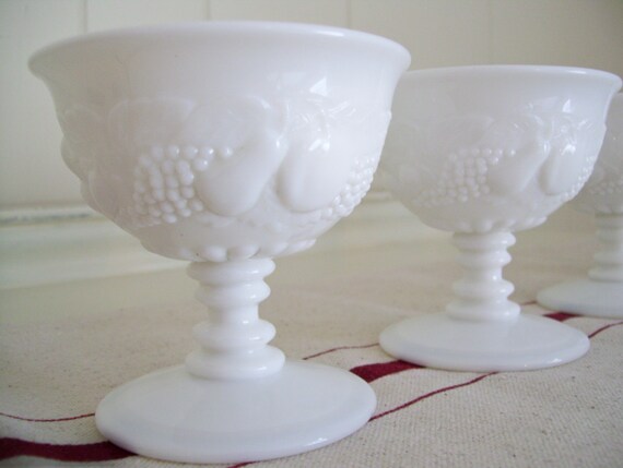 Items similar to Westmoreland Milk Glass Low Sherbet Della Robbia ... Items similar to Westmoreland Milk Glass Low Sherbet Della Robbia ...
