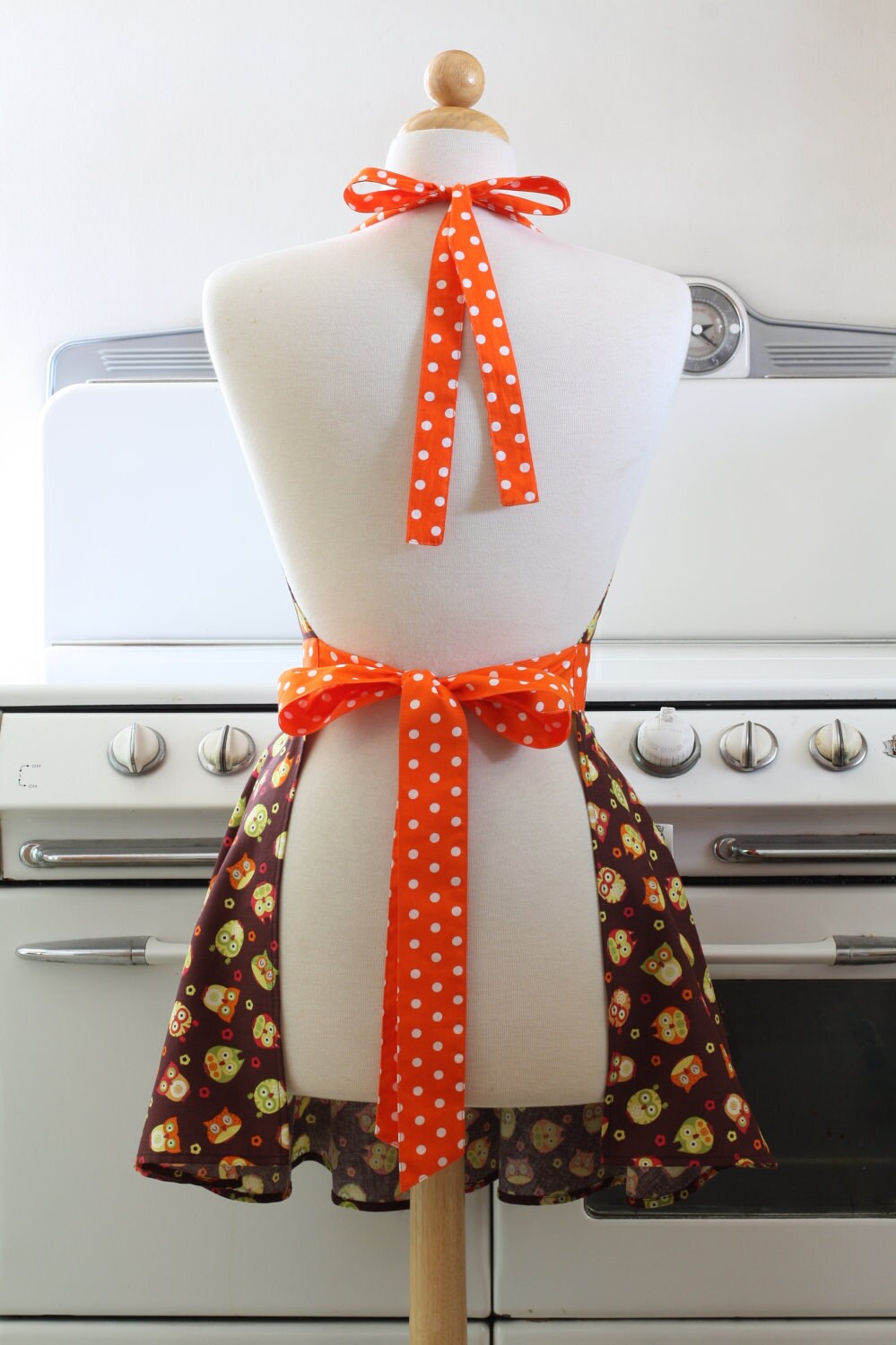 Retro Apron Sweetheart Neckline Happy Owl on Brown BELLA