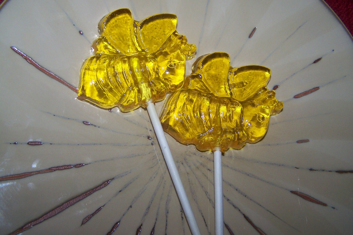 8 Piece Spring Bumble Bee Lollipop Sucker Party Favor