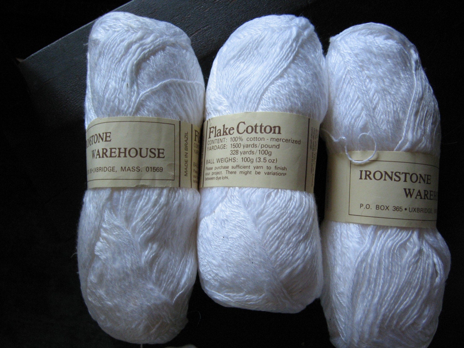 DESTASH Ironstone Warehouse Flake Cotton Yarn white