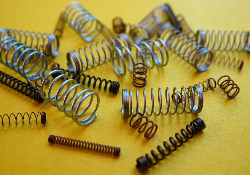 Tiny Metal Spring Assortment, 30 Pieces, Mixed Metals, Sizes and Types ...