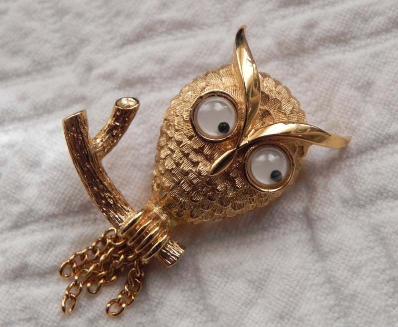 Vintage Google Eye Owl Pin, 1975 Brooch Avon Wise Guy Owl