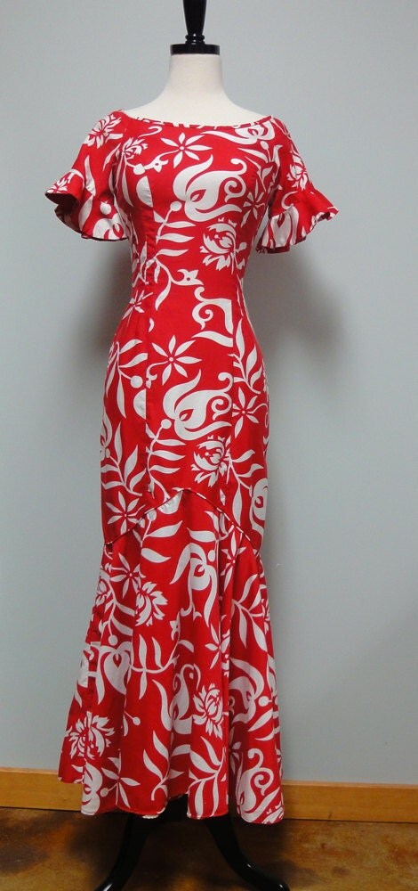 Vintage Hawaiian Dress Holoku Long Mermaid Dress Red and