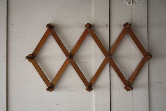 wooden peg rack