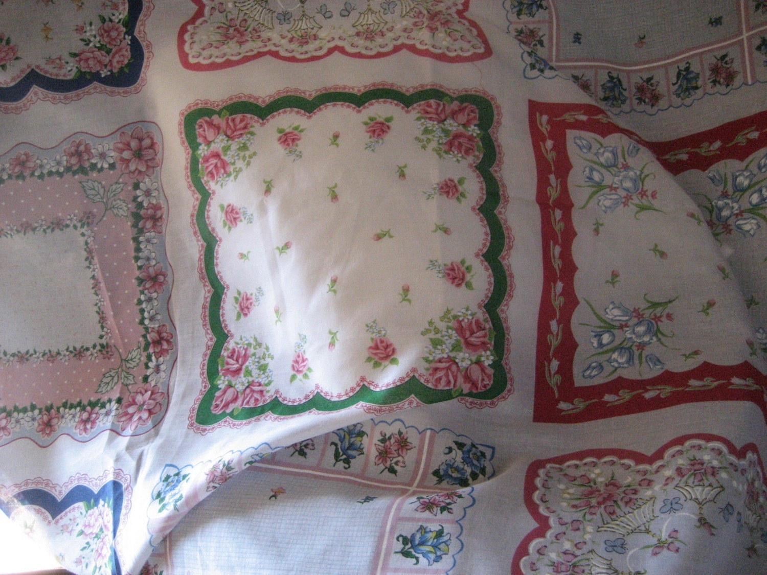 Vintage handkerchief fabric Daisy Kingdom