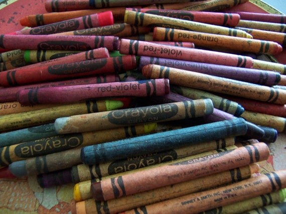 lot of vintage crayons