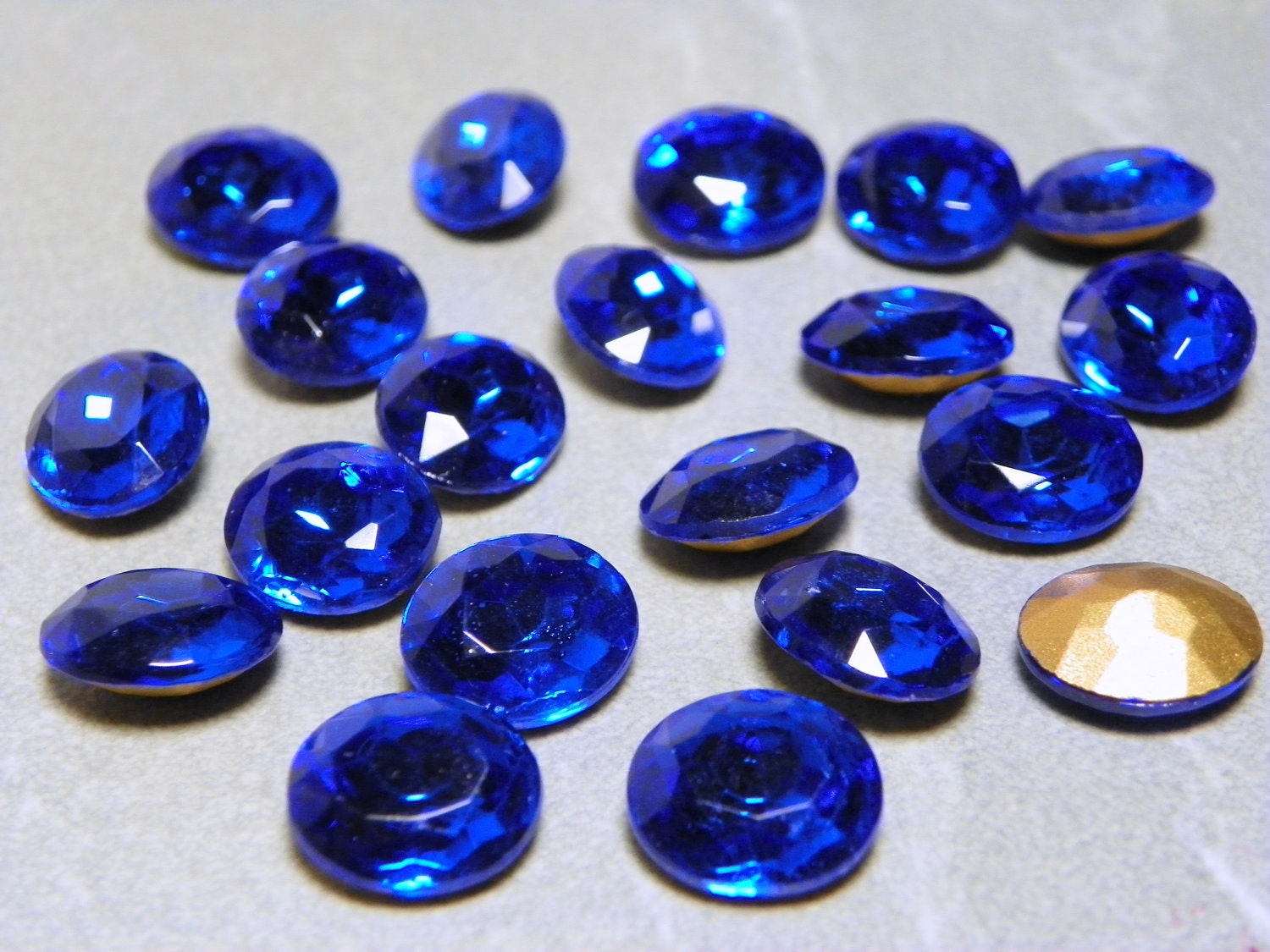 Vintage Czech Oval Sapphire 12x10mm Faceted Gold Foil Back Stones (4 ...
