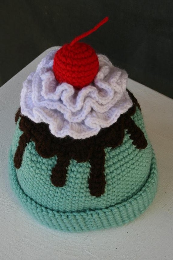 ICE CREAM SUNDAE HAT