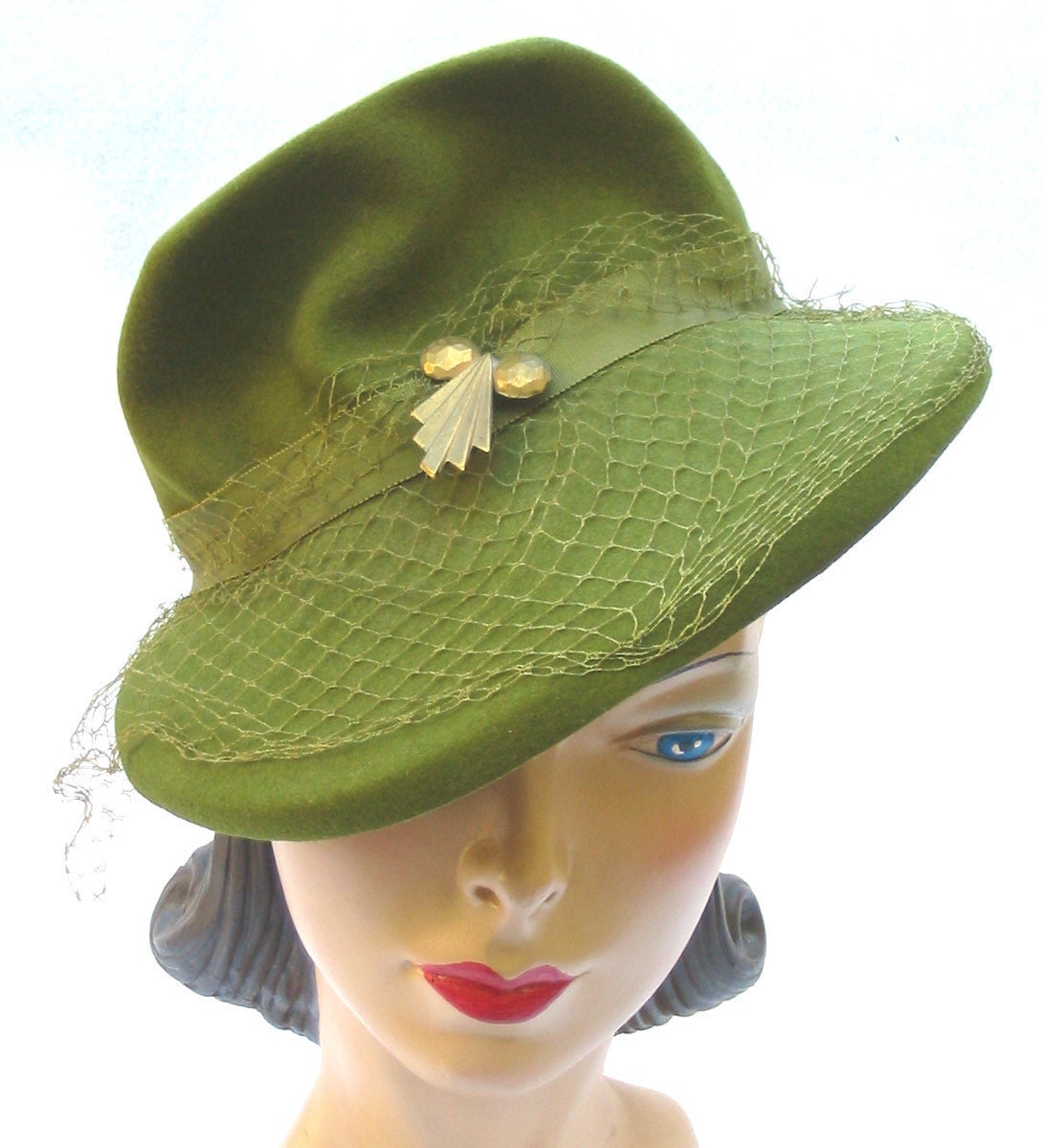 30's 40's Vintage Green Tilt Hat with Art Deco Pin 21