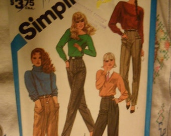 Items similar to Vintage 1960s Simplicity 7693 Pattern Slip Half Slip ...
