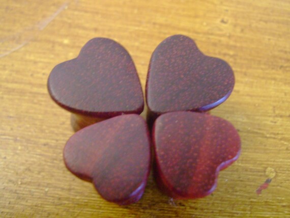 heart shaped plugs 2 gauge up to 1/2 inch