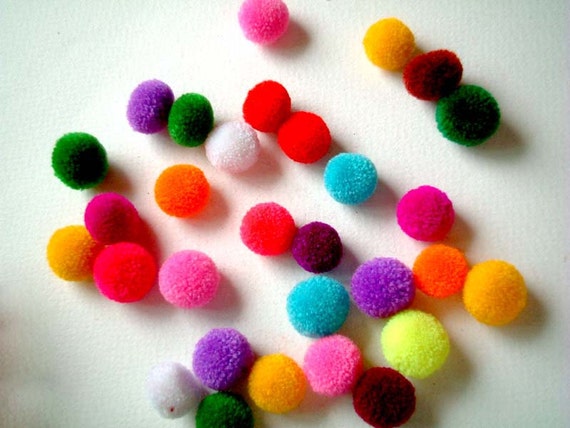 Mini Handmade Party Yarn Pom Poms pompom beads kid thread
