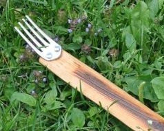 FUN Fork Back Scratcher