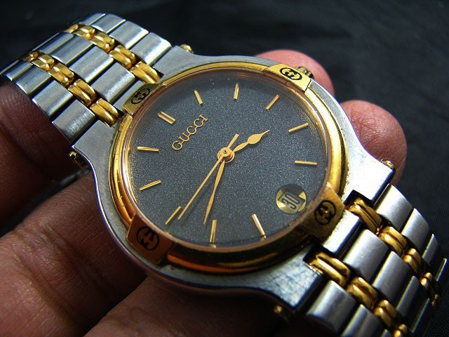 Sale Previously 275.00 Vintage Gucci Watch 9000M Stainless