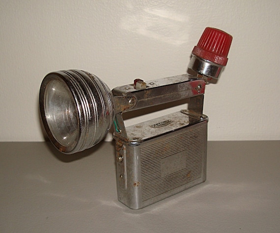 Items similar to Vintage 1950s Flashlight Ash Flash on Etsy