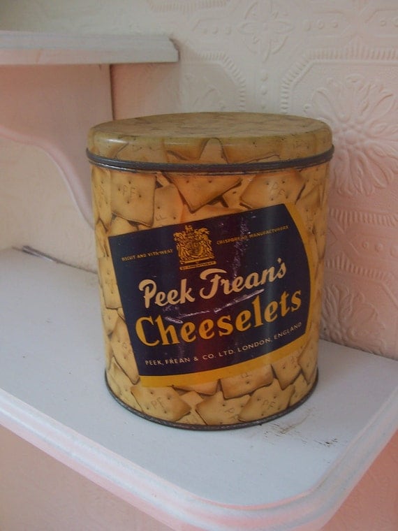 Vintage Peek Frean's Cracker Tin by Taberna on Etsy