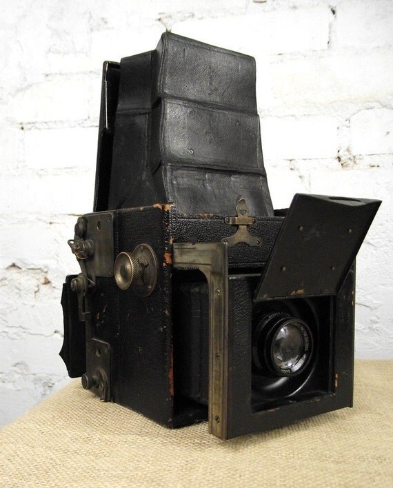 Antique Early 1900's Auto Graflex Jr. SLR Camera