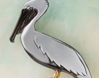 Pelican pin | Etsy