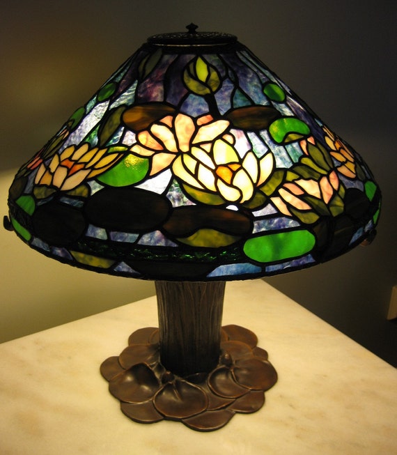 Items Similar To Tiffany Reproduction Lily Pad Lamp On Etsy
