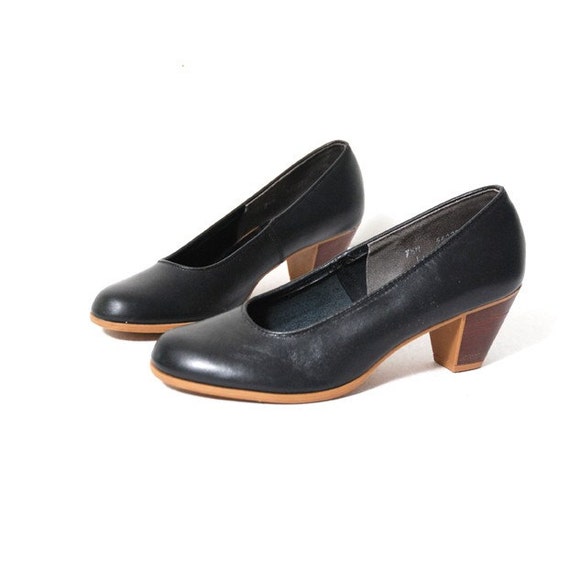 Black Leather Stacked Heel Pumps Size 7.5