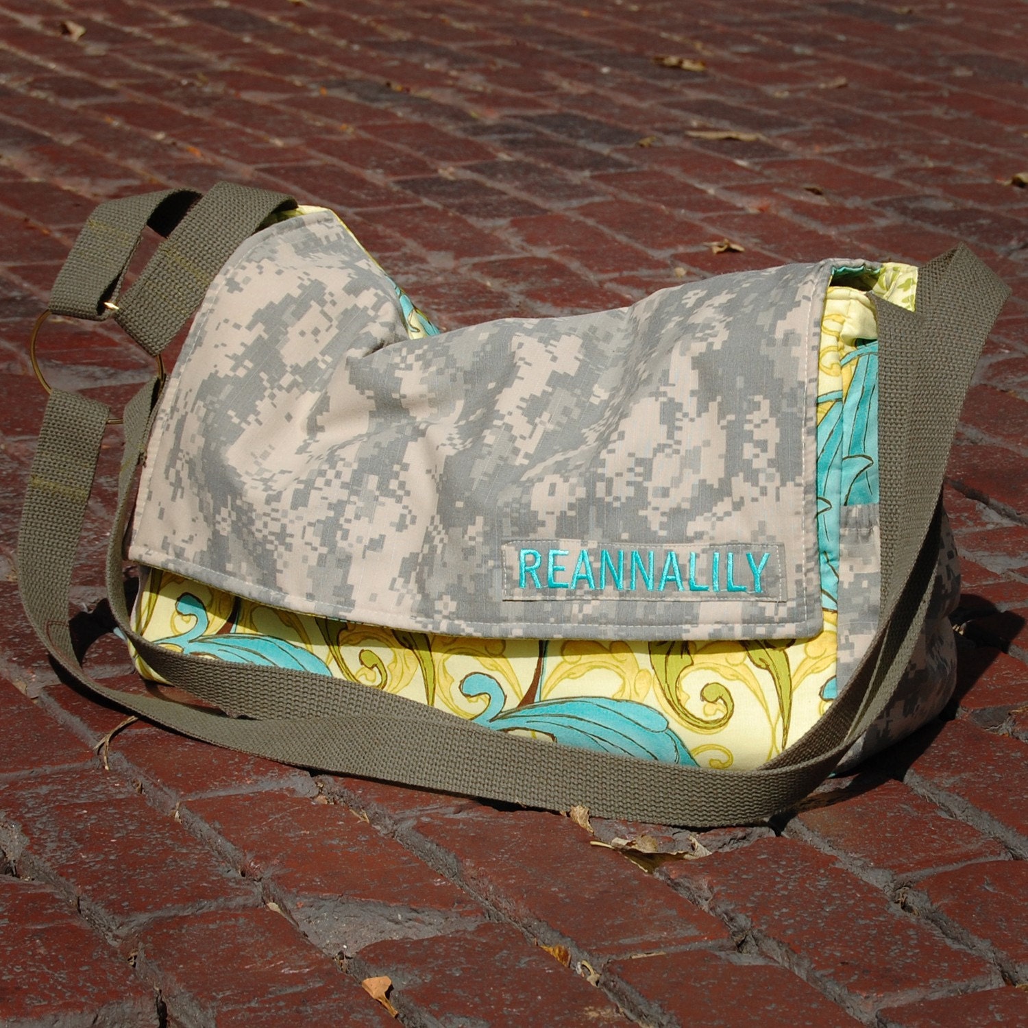 Military MailBag and Express Mailbag Pattern by reannalilydesigns