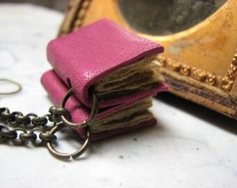 Items similar to Mini book ring - red on Etsy