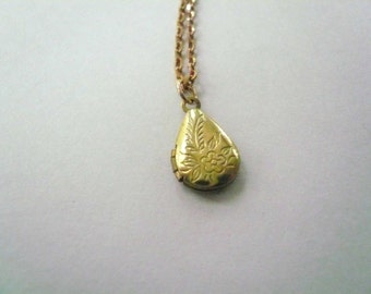 Gold locket necklace | Etsy