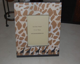 Popular items for giraffe print frame on Etsy