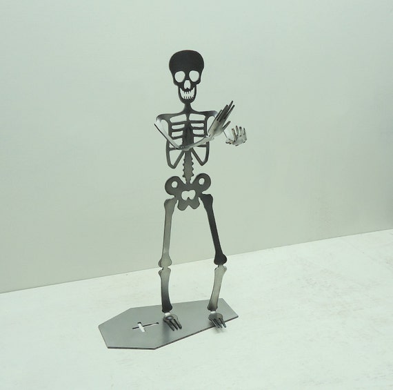 Bendable Pose Mr. Skeleton Metal Art