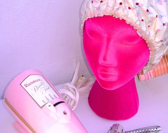 A Junque Gypsy Wagon Full of Really Cool VINTAGE by JunqueGypsy