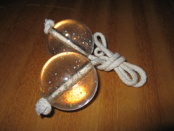 Vintage Lucite 1960s Toy Klackers Clackers Click Clacks