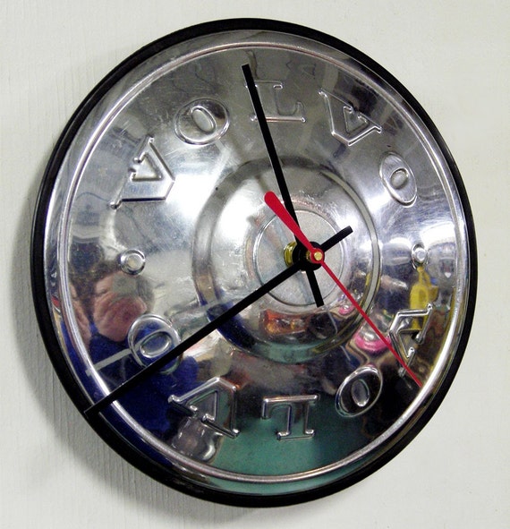1970's Volvo 140 160 P1800 Series Hubcap Wall Clock