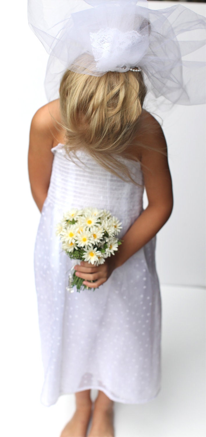 Play Costume Little Girl's Wedding Dress and Veil