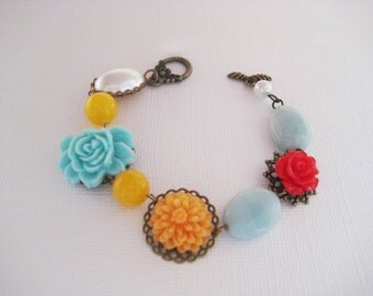 Spring bracelet | Etsy