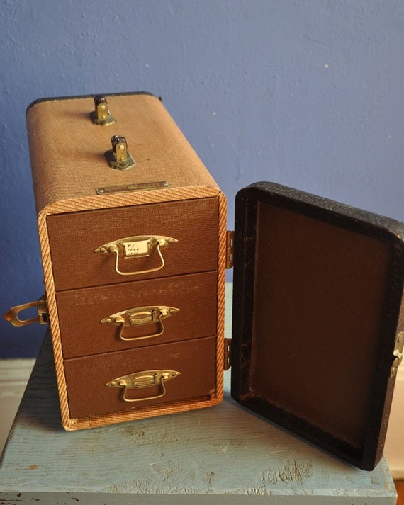 Awesome Vintage Slide Case Storage and Carry for photographic