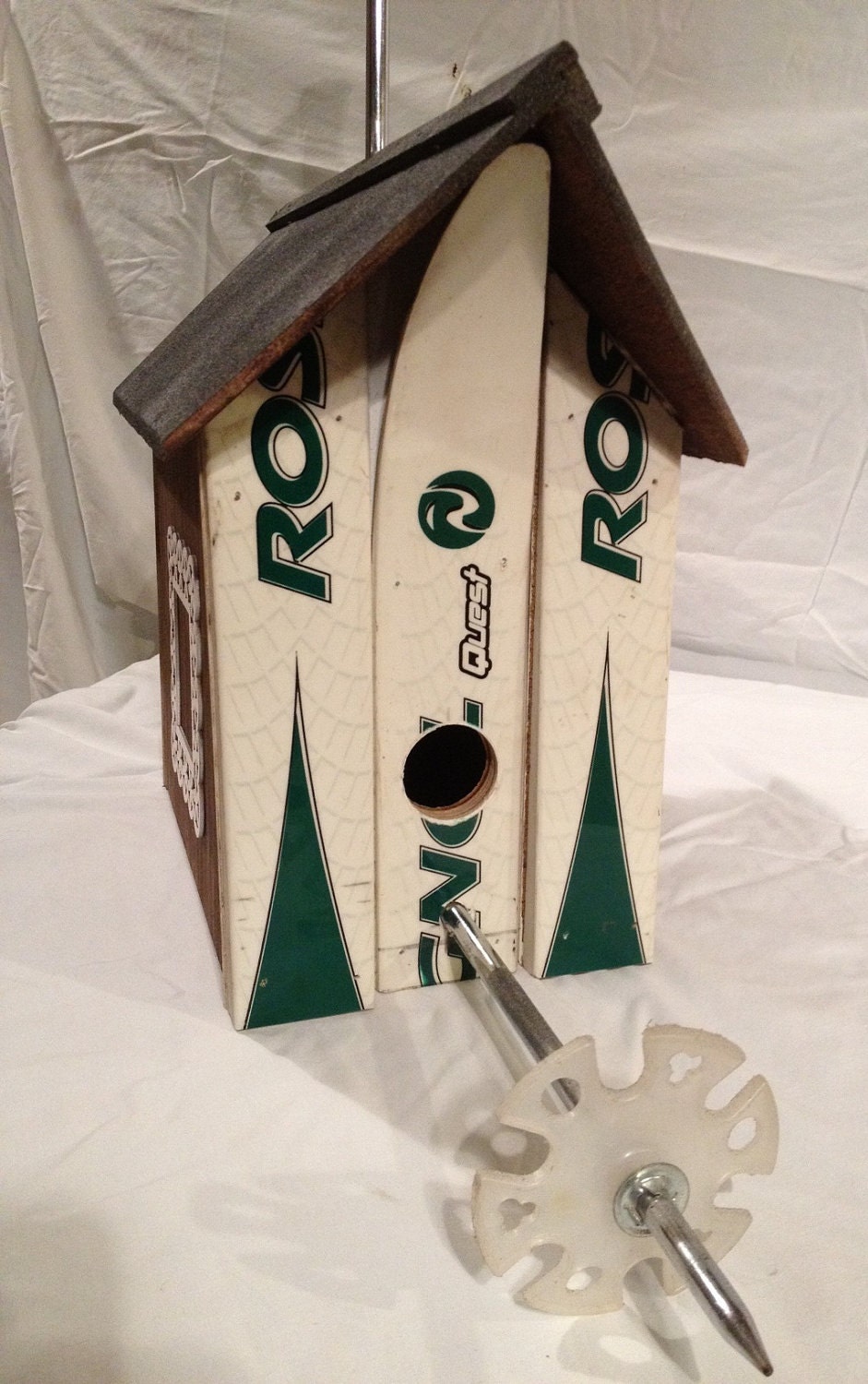 Die weiße Welt wird grün! Recycling von Skiern & Snowboard | SNOWBON