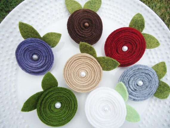 Items similar to Wool Felt Swirl Pearl Felt Flower Hair Clip Barettes ...