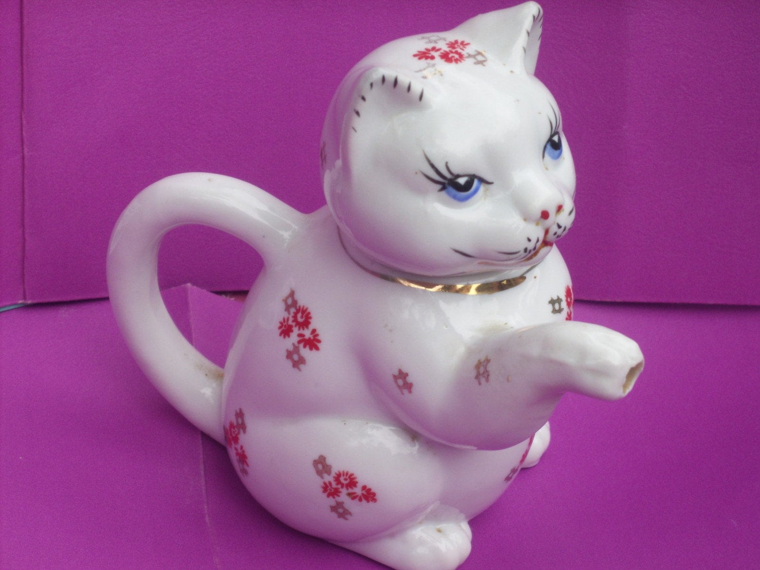 Vintage White Chinese Cat Teapot – Haute Juice