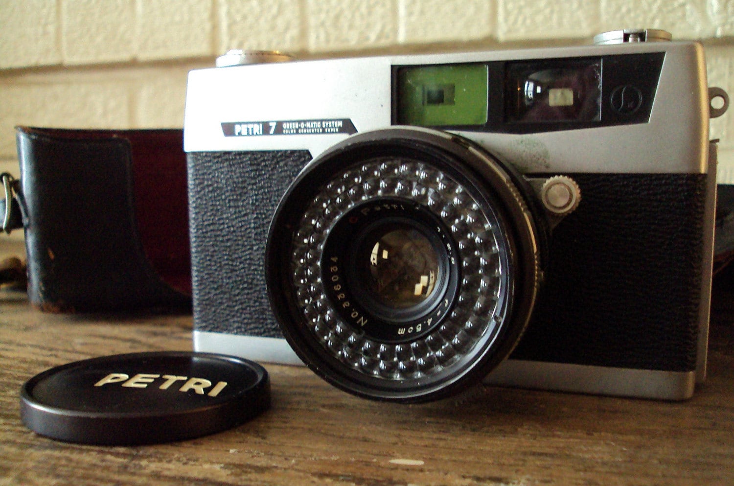 Vintage PETRI 7 Camera Green-o-Matic System 1960s Vintage