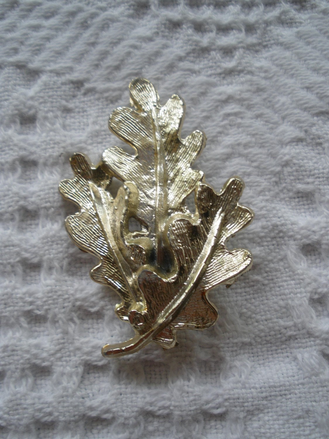 Vintage Leaf Brooch Pin Gold Tone Costume Jewelry – Haute Juice