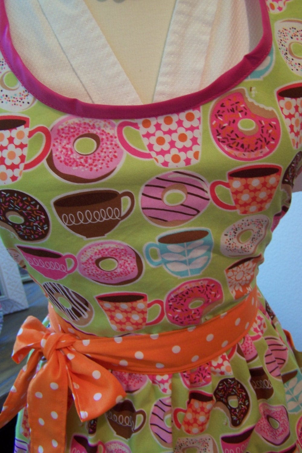 Retro Apron 1950’s Style “Sprinkles Please” Vintage Inspired Aprons