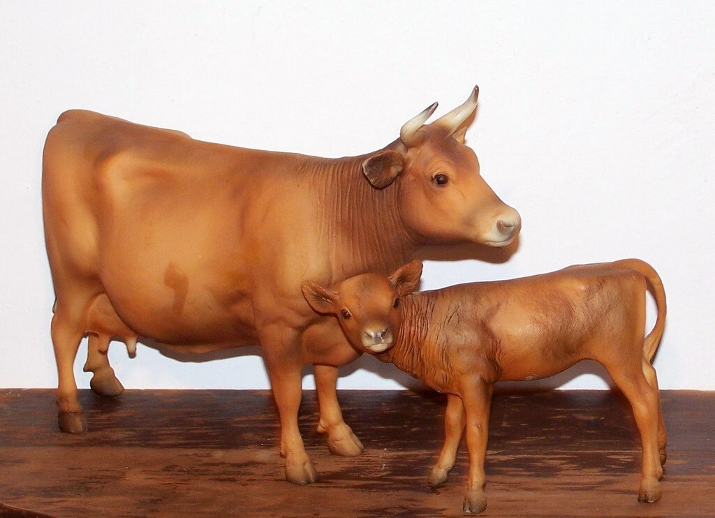 Breyer Jersey Cow and Calf