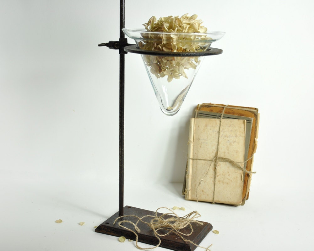 Vintage Laboratory Metal Beaker Stand