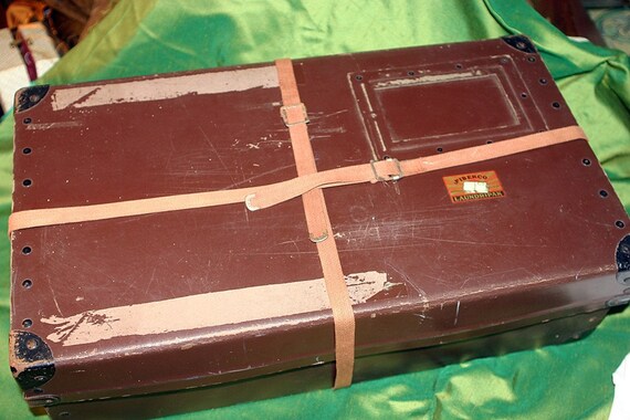 Vintage Laundry Shipping Box by TheSideShowVintage on Etsy