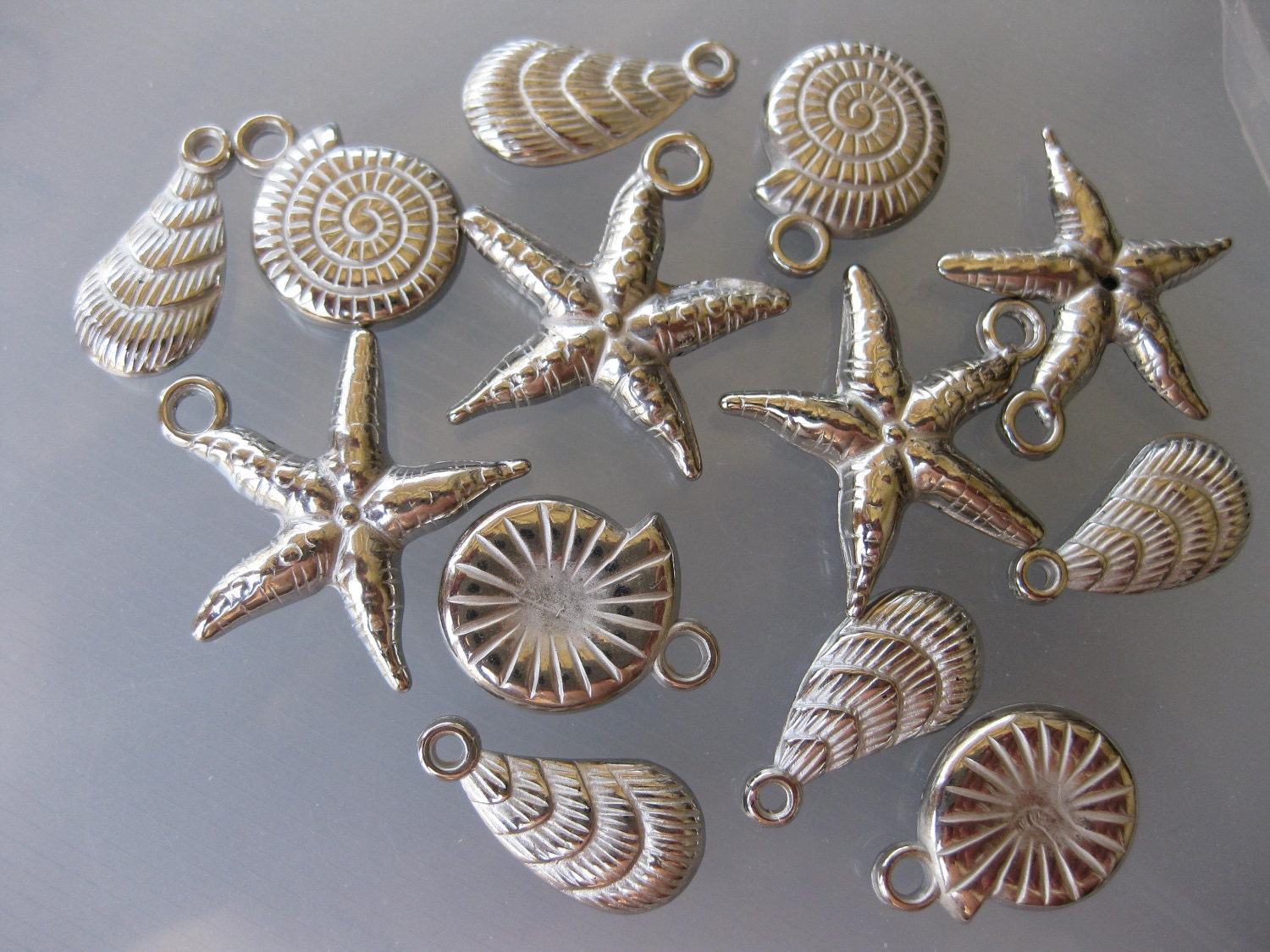 DESTASH Silver Seashell Charms